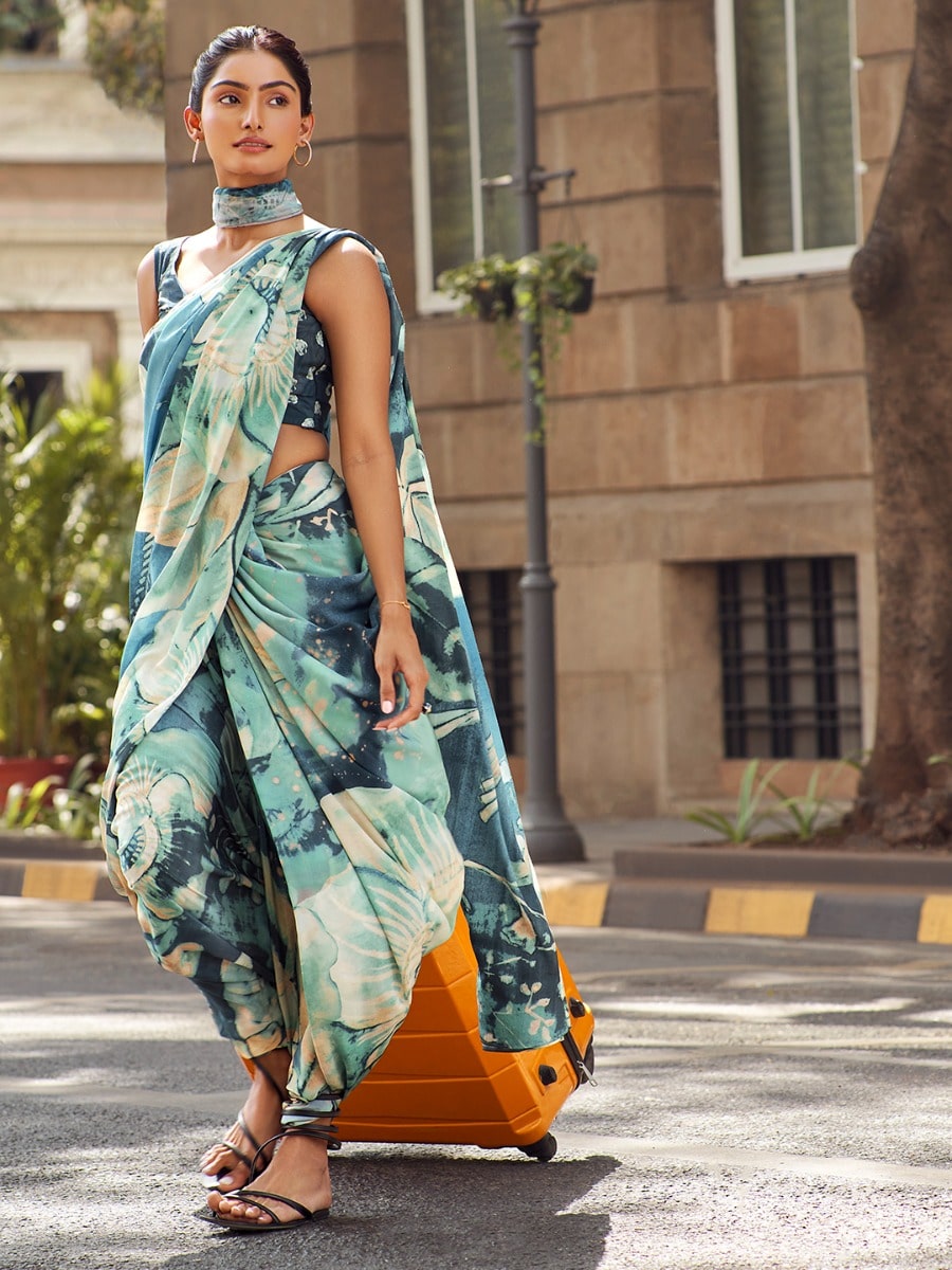 Buy Designer Sarees Online For Women - navyāsa by Liva